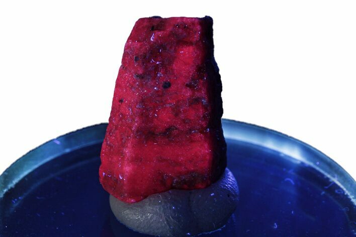 .75" Highly Fluorescent Ruby Crystal - India (#252704) For Sale ...