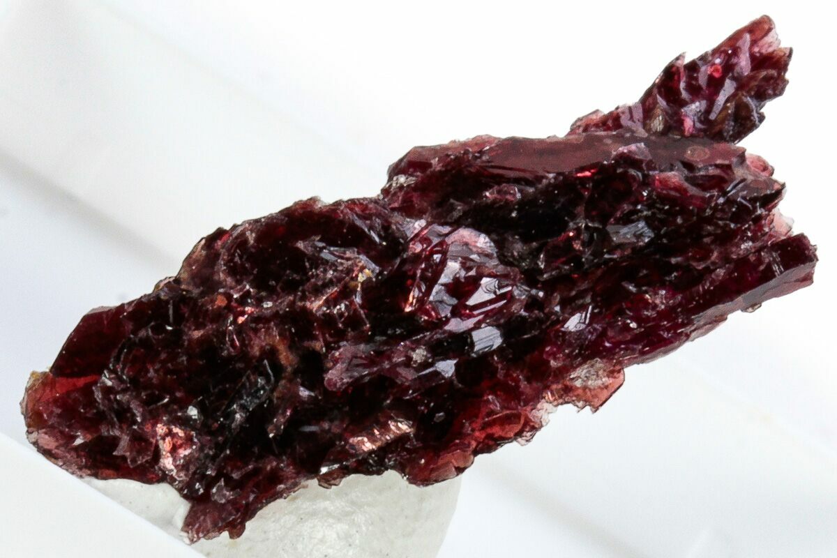 .95" Lustrous Red Alurgite Crystal Cluster - South Africa (#309597) For ...